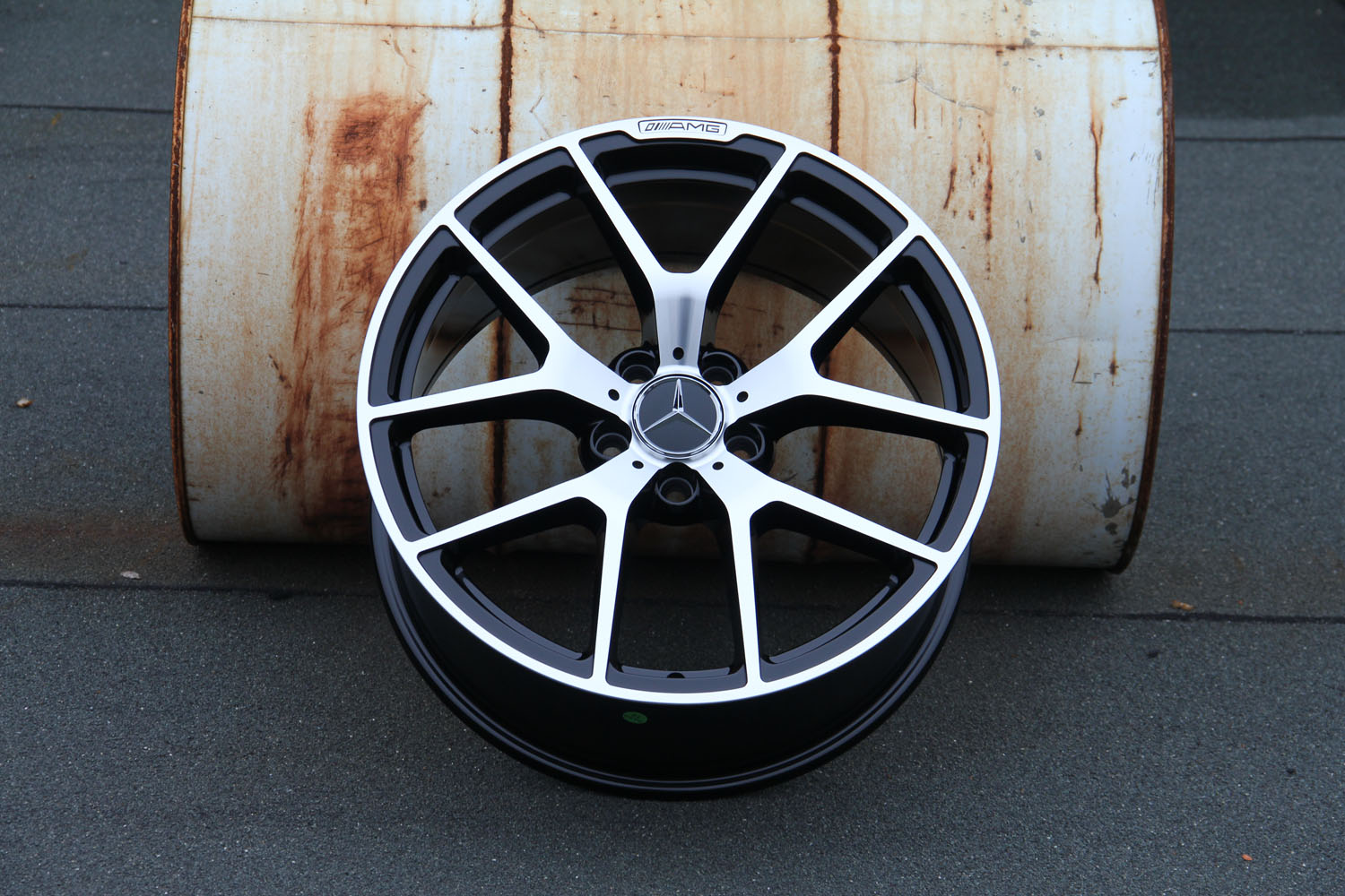 Car Rims Showroom | Car Rim Replacement | Sports Rim SG